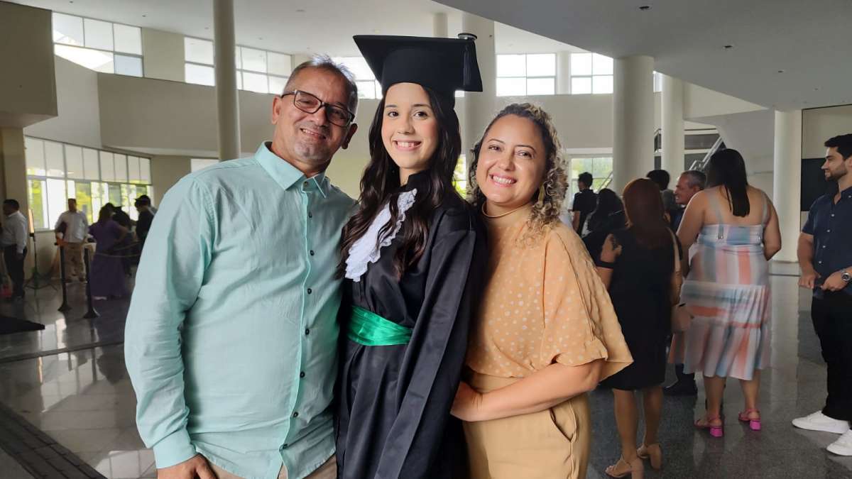 Ceará tem 29 novos médicos formados pela Uece - UNIVERSIDADE ESTADUAL DO CEARÁ